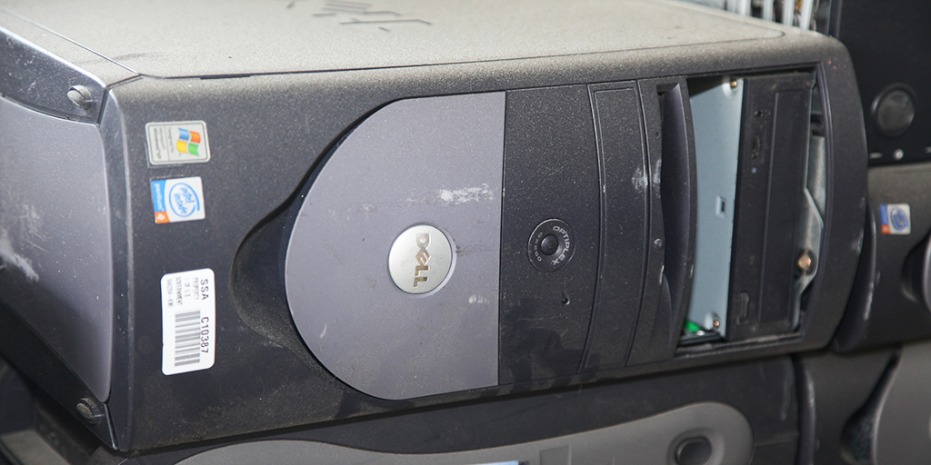 Computer and Motherboard Scrap – Owl Metals Inc.